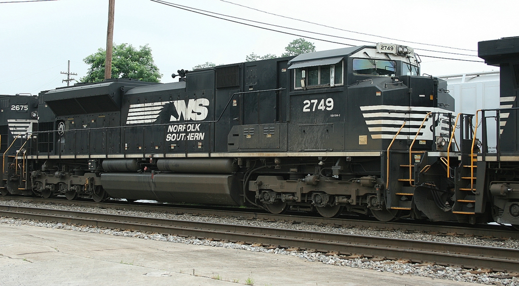 NS 2749
